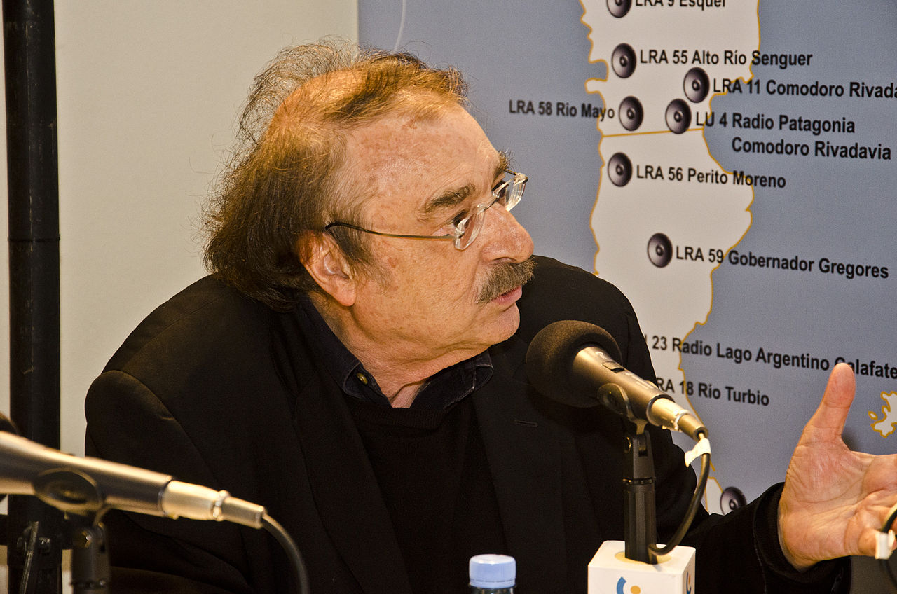 Tenemos que ser capaces de elaborar discursos que seduzcan: Ignacio Ramonet