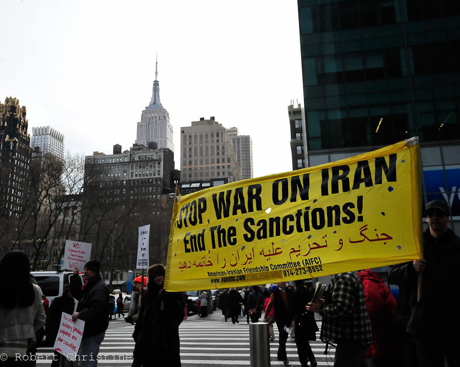 Pentagon game to divide Iranians and Arabs