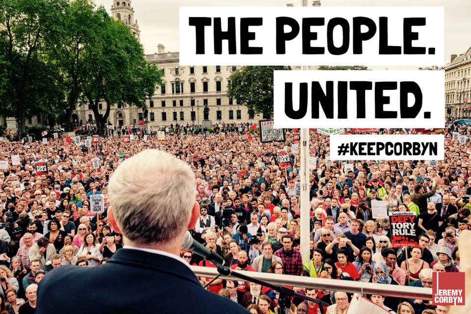 Cresce il sostegno della base laburista a Jeremy Corbyn