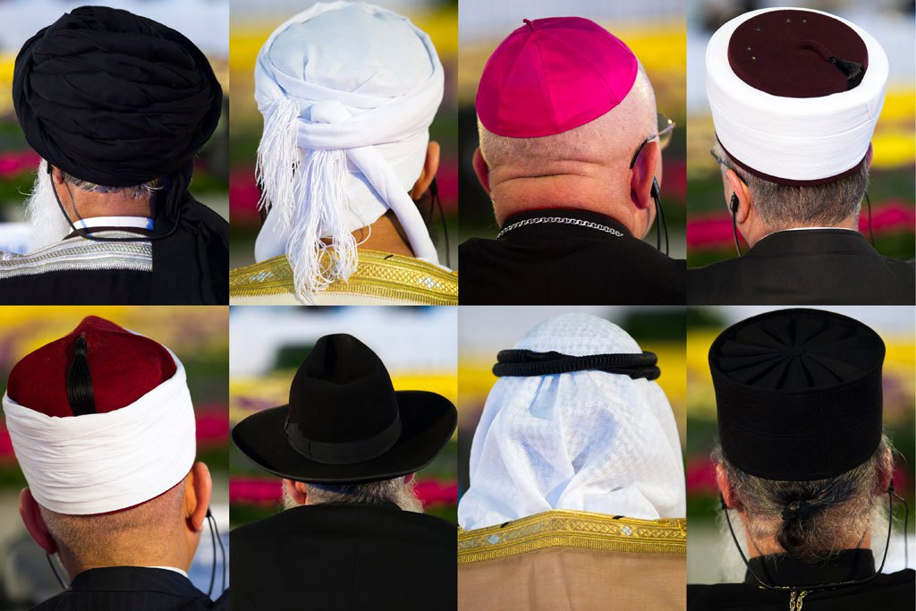 US Legislators Place Atheists on Equal Footing with Faith Groups