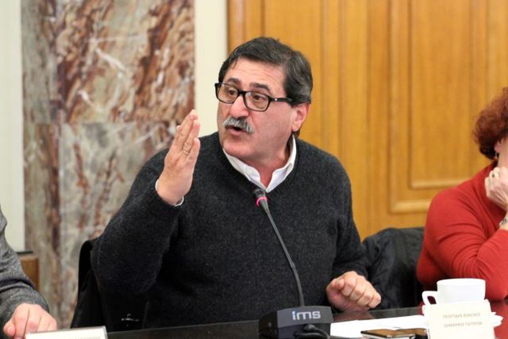 Πυκνώνει η συμπαράσταση στο Δήμαρχο Πάτρας Κώστα Πελετίδη