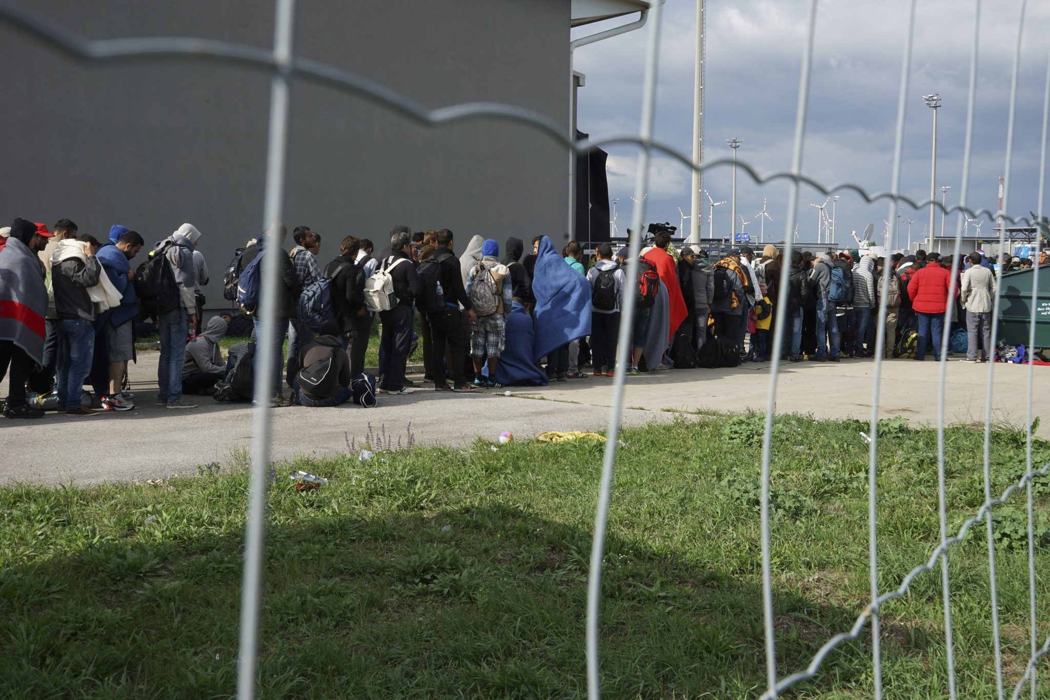 Η μετανάστευση ως ακροδεξιός μύθος και παγκόσμια πραγματικότητα