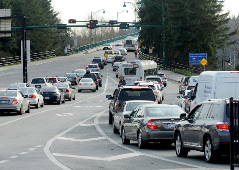 Canada’s North Shore Traffic Congestion: A Cataclysmically Frayed Rope