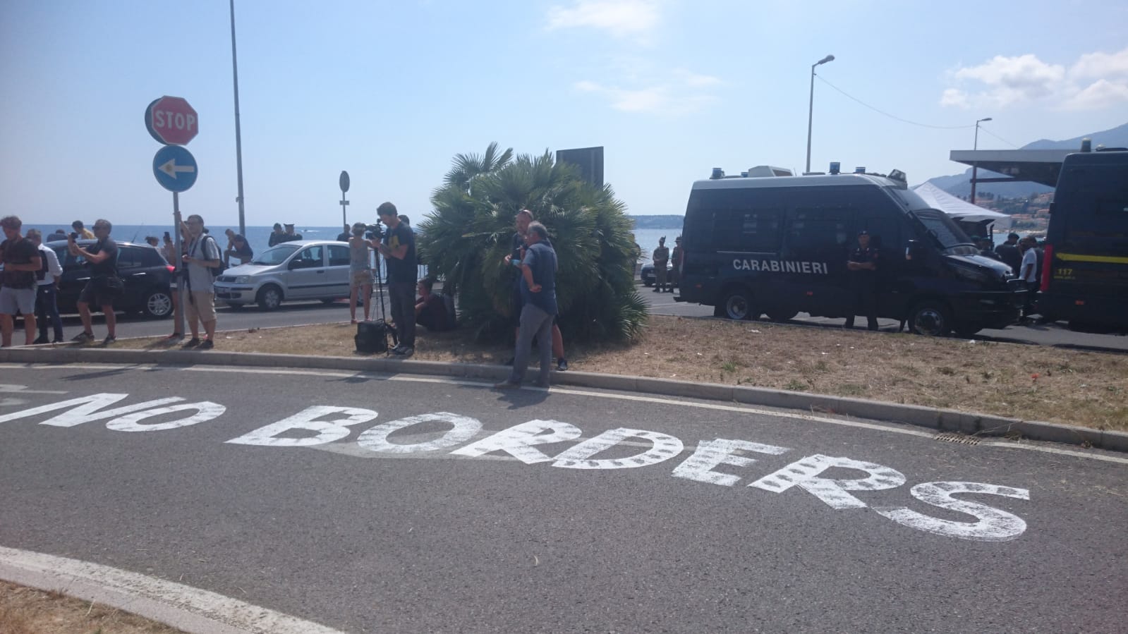 «No Borders». Iniziativa al confine italo-francese