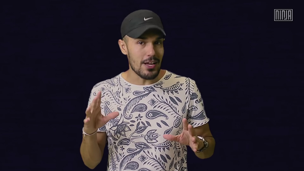 Bruno Ramos: A quem serve Bolsonaro?