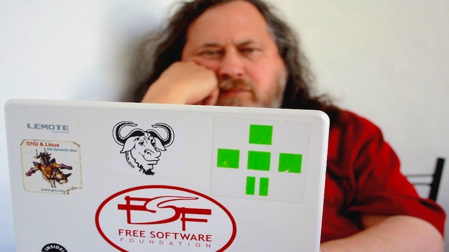 R. Stallman: μια ριζοσπαστική πρόταση για την προστασία των προσωπικών ...