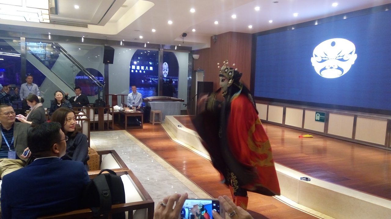 China Experience: Night Cruise on the Yangtze River, Chongqing