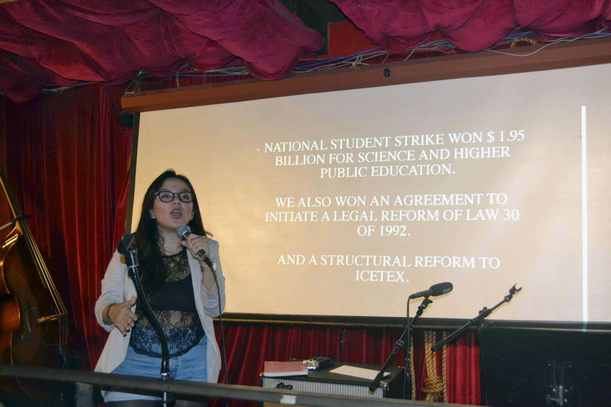 Conversatorio con Jennifer Pedraza, lider estudiantil Colombiana en New ...