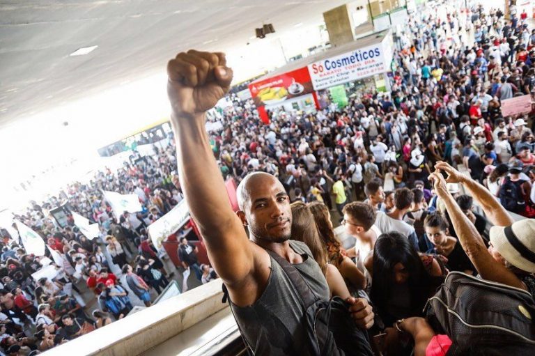 30M in Brazil: second tsunami for education in two weeks