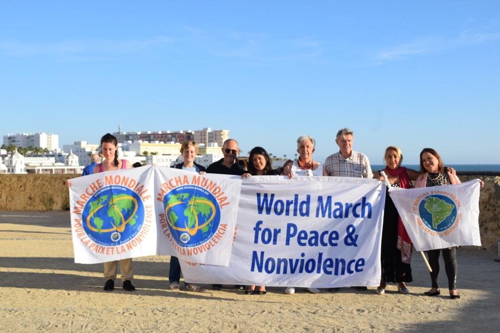 The 2nd World March for Peace and Nonviolence arrives in Cádiz