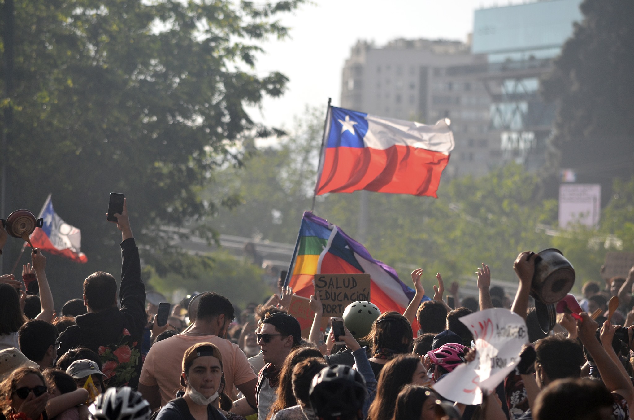 The demonstrations of international support for the Chilean people continue