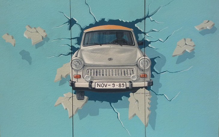 The East-Side Gallery, CNN and Fairytales