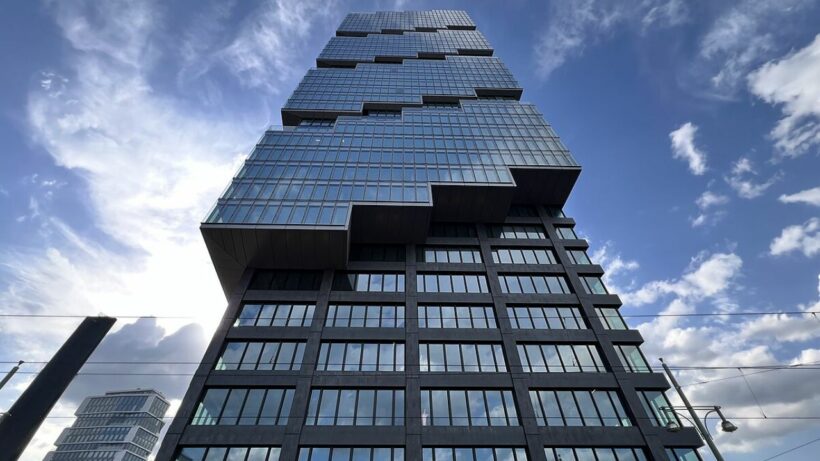 Eröffnung des Amazon-Tower in Berlin